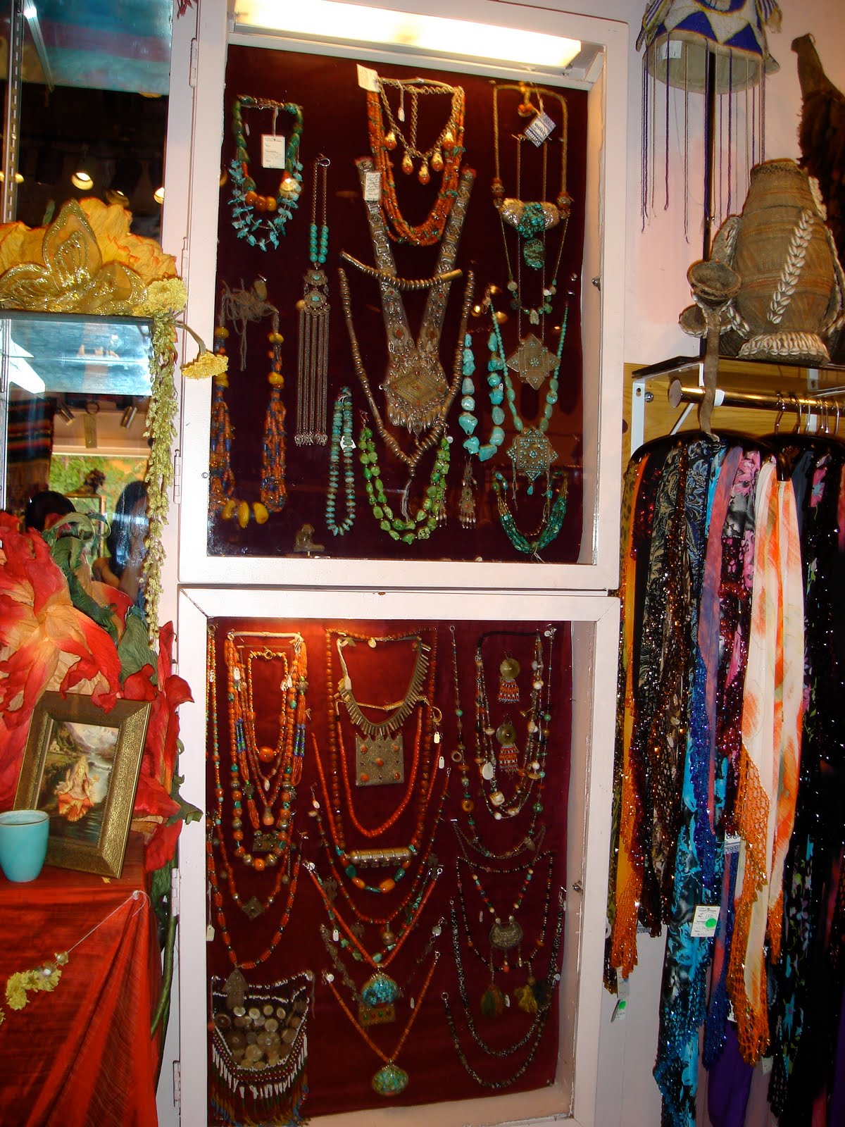 Feathers Boutique: Carter Smith