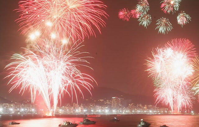 TURISMO: VOANDO ALTO: 10 MELHORES REVEILLONS DO BRASIL