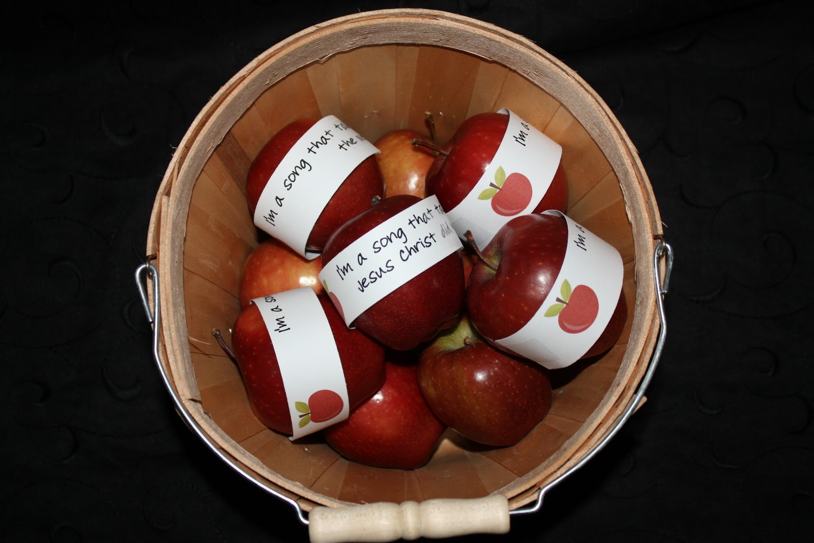 Beehive Messages: Primary Music Idea - Singing Apples