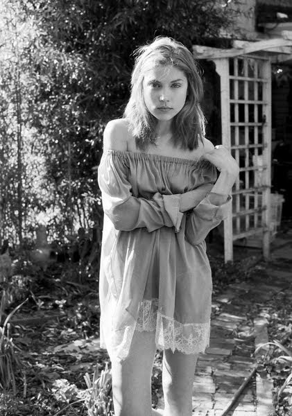 Miss Coco Allen: Fashion at home!