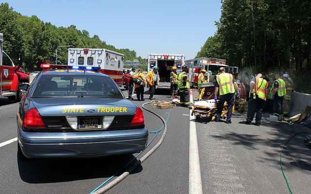 Fire-Rescue-EMS Around the World: MVC's: SOPS for First Responders