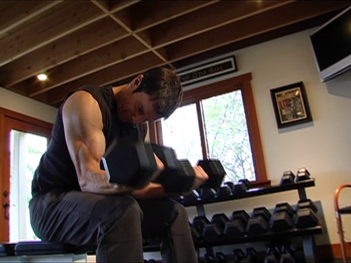 FITBOMB: Round 3 / Day 83: One-on-One with Tony Horton - Just Arms
