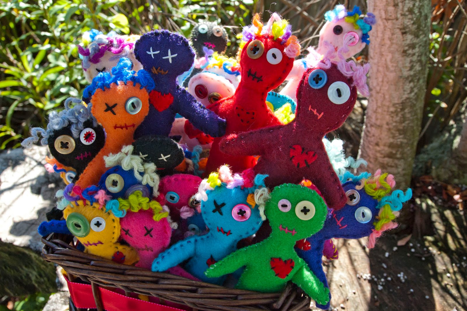 Craft Brat: My voodoo doll babies
