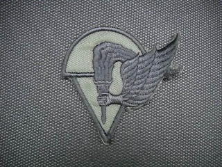 KOLEKSI MILITER JADOEL: Brevet,Wing & Patch TNI