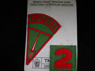 KOLEKSI MILITER JADOEL: Brevet,Wing & Patch TNI