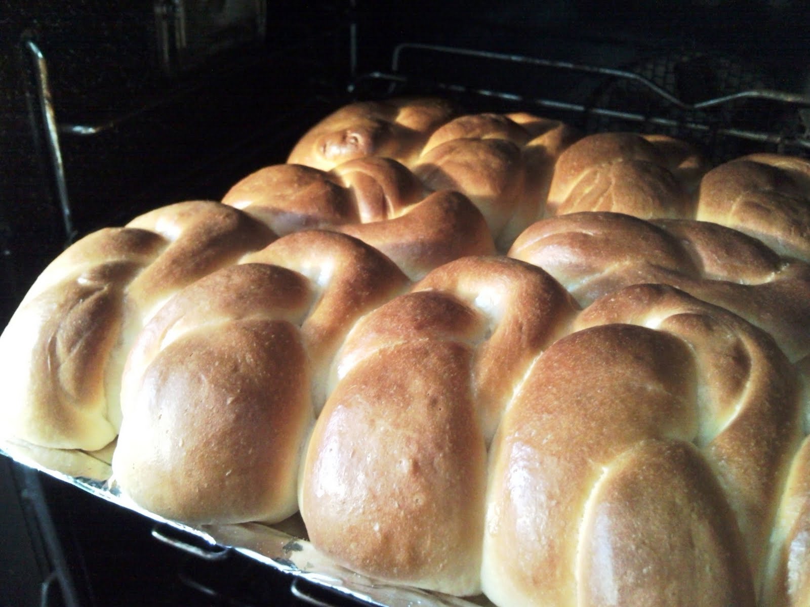 Mama Bea: Homemade Butter Bread