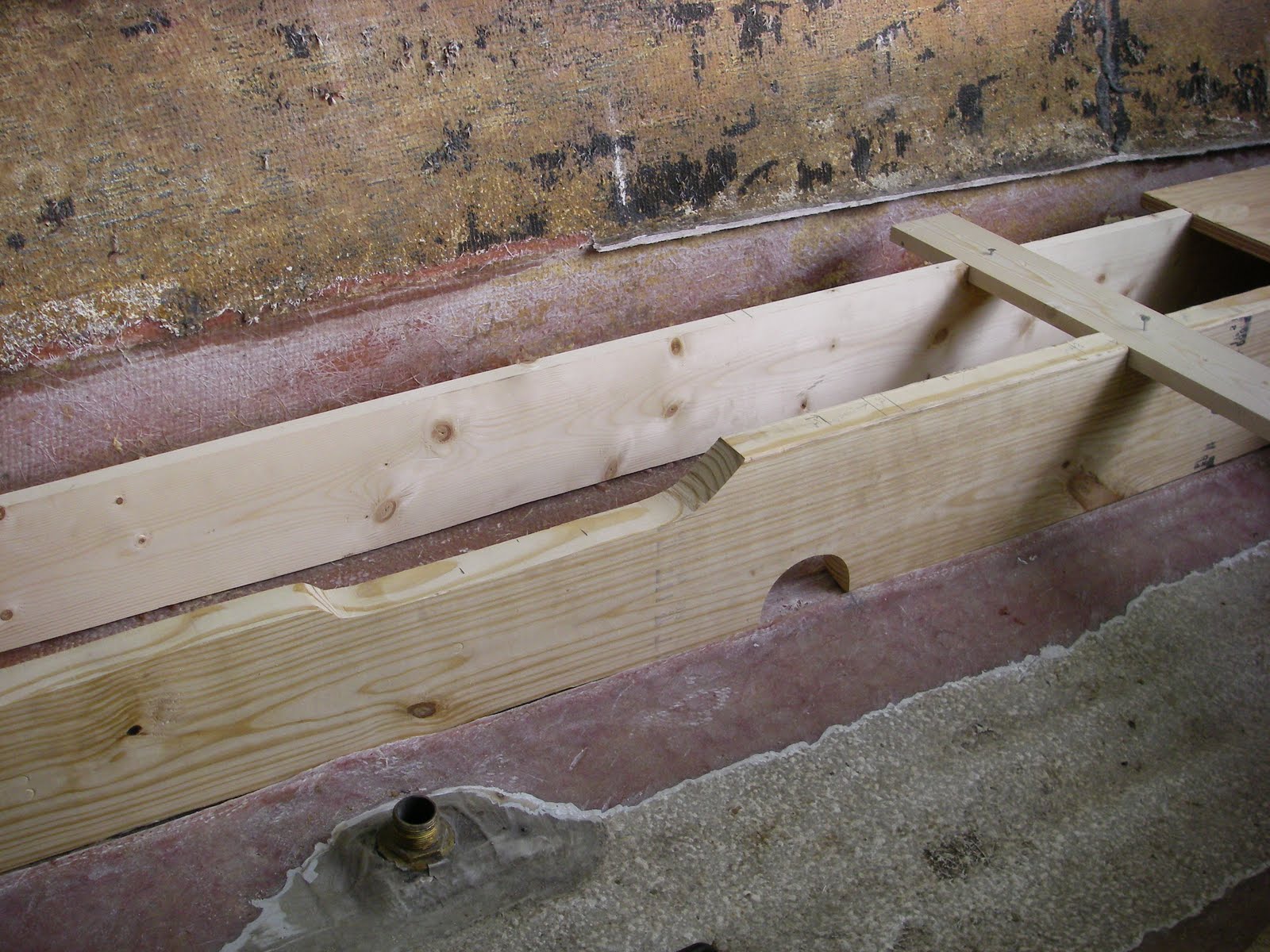 Sailnaway: New Stringers for an old boat