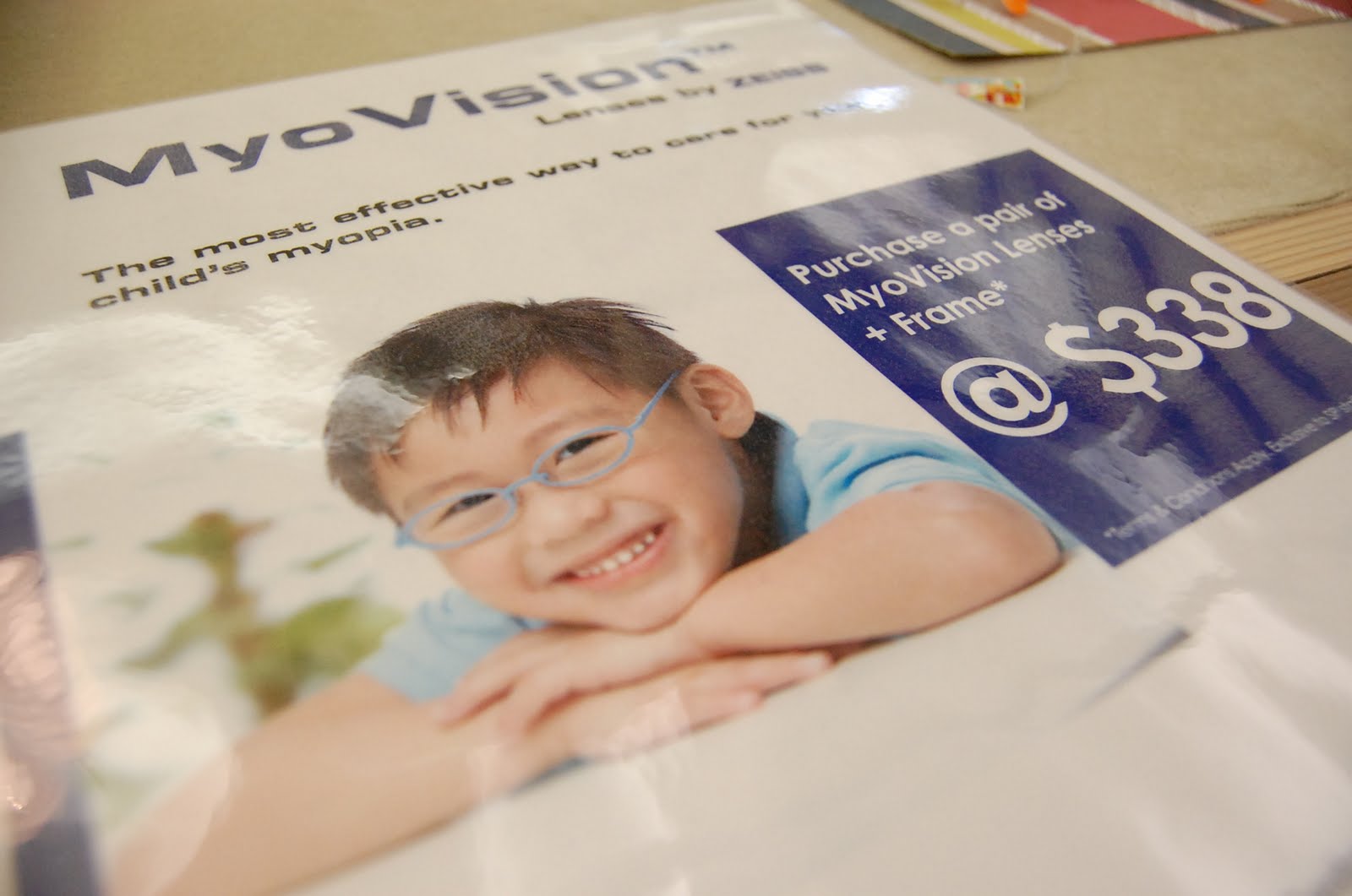 Famille Optics: News: Zeiss Myovision Lens