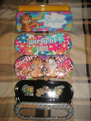 A Thousand Words in a Picture: Garfield Pens,Cases & Notebooks