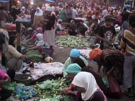 Pasar Kaget Rawajati Riwayatmu Kini