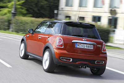 Motor Mania Buzz: Photo Gallery: 2011 MINI facelift