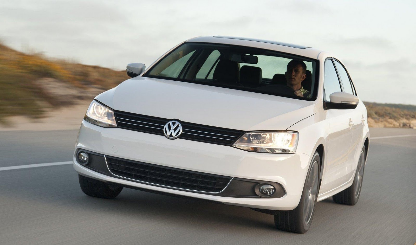 Motor Mania Buzz: Photo Gallery: 2011 Volkswagen Jetta