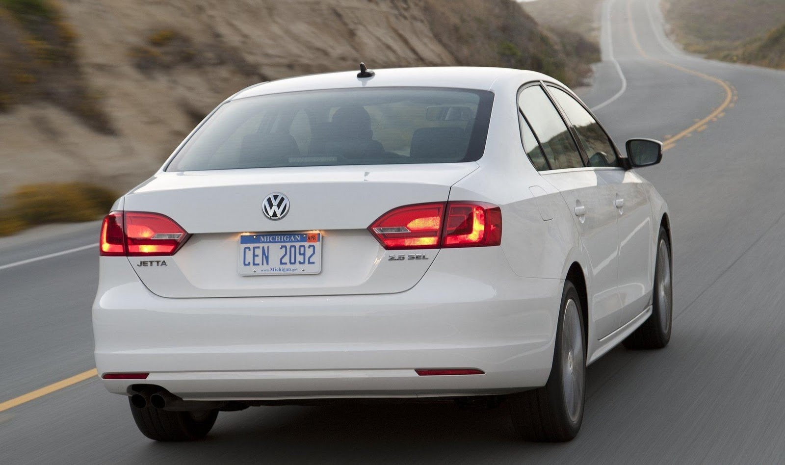 Motor Mania Buzz: Photo Gallery: 2011 Volkswagen Jetta