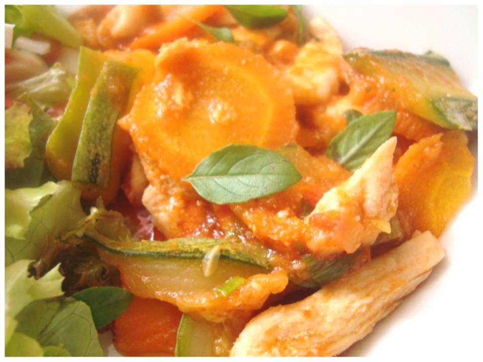 Cuca na Cozinha : Frango com legumes e manjericão