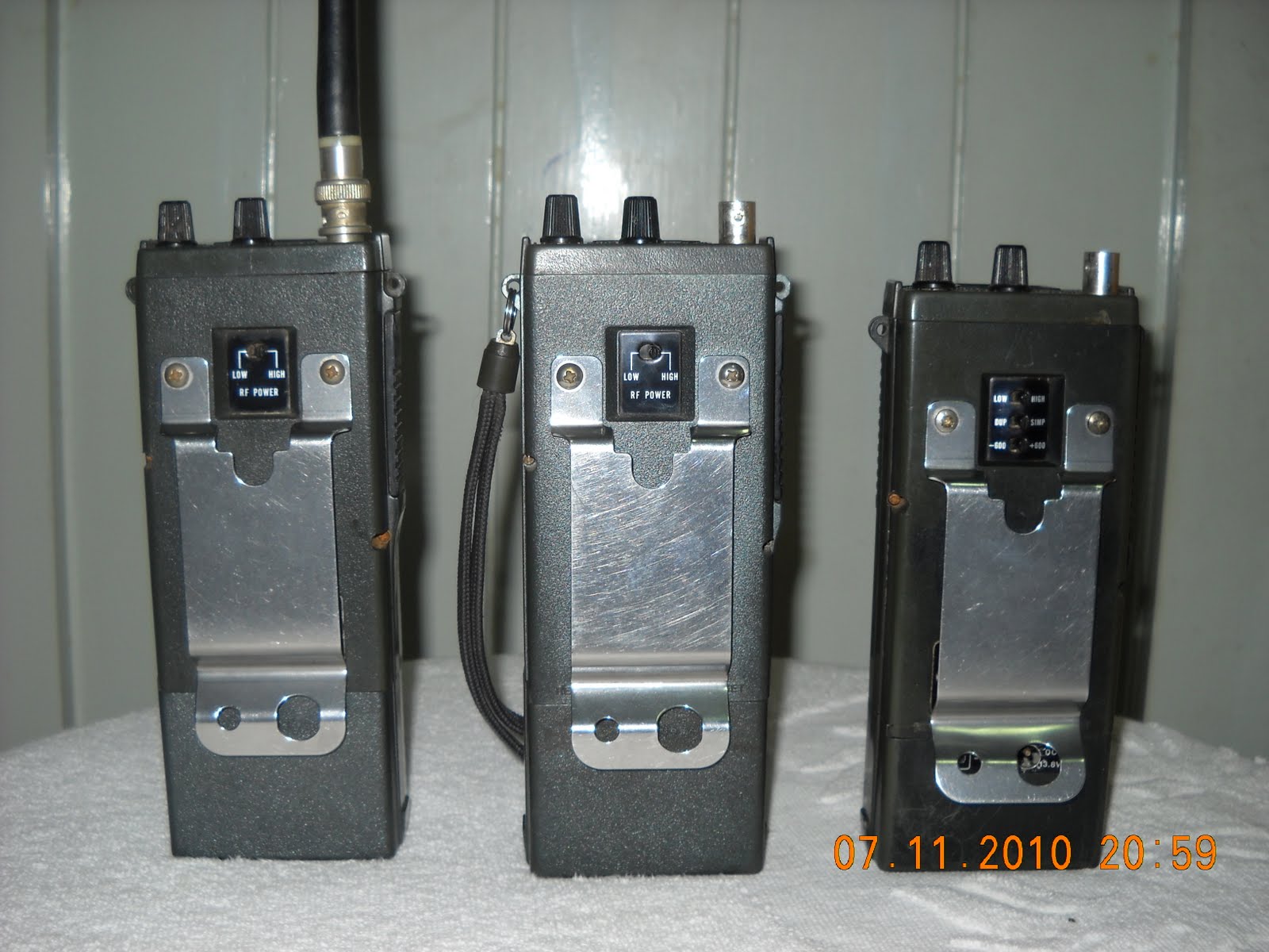 Sinar Agung ( Y C 2 V D I ): HT ICOM IC 2N DAN 2AT ( TINGGAL ICOM 2AT )