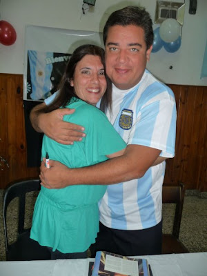 Menudomania Total: Ray Reyes en Argentina