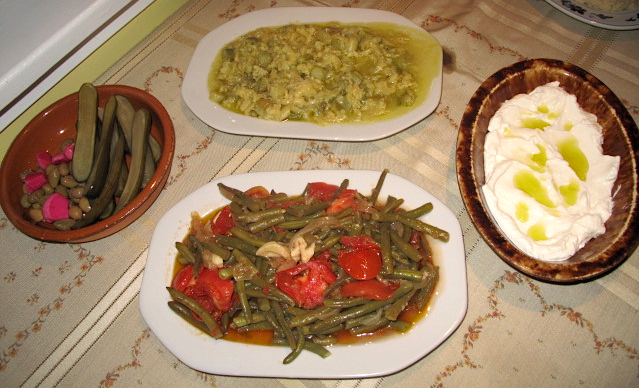 somerville kitchen: Lebanese Feast