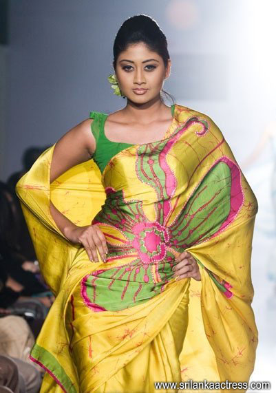 Srilankan Celebrities Sri Lankan Top Model Piyumi Leeniyagalas Fashion Collection