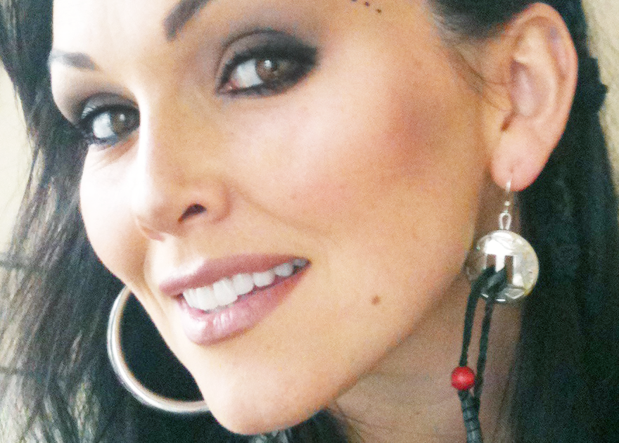 kandeej.com: Where to get my FEATHER EARRING!