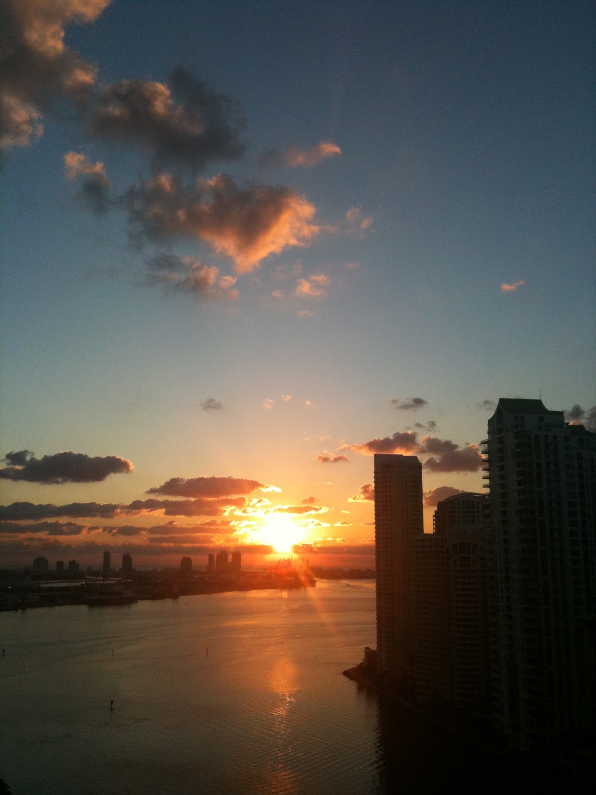 kandeej.com: here's a little gift...