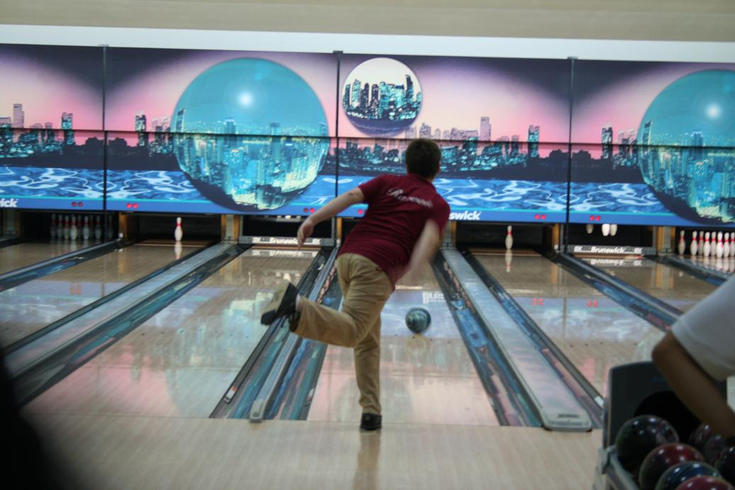 JUST BOWLING: Bowling & Music