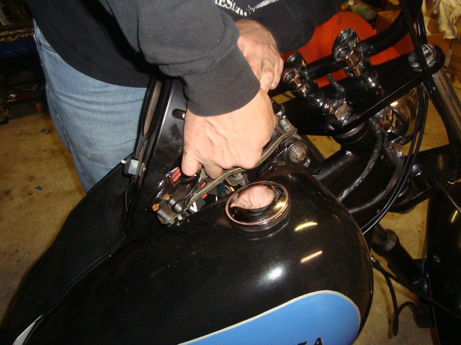 Tear it up, fix it, repeat: Speedo cable guide