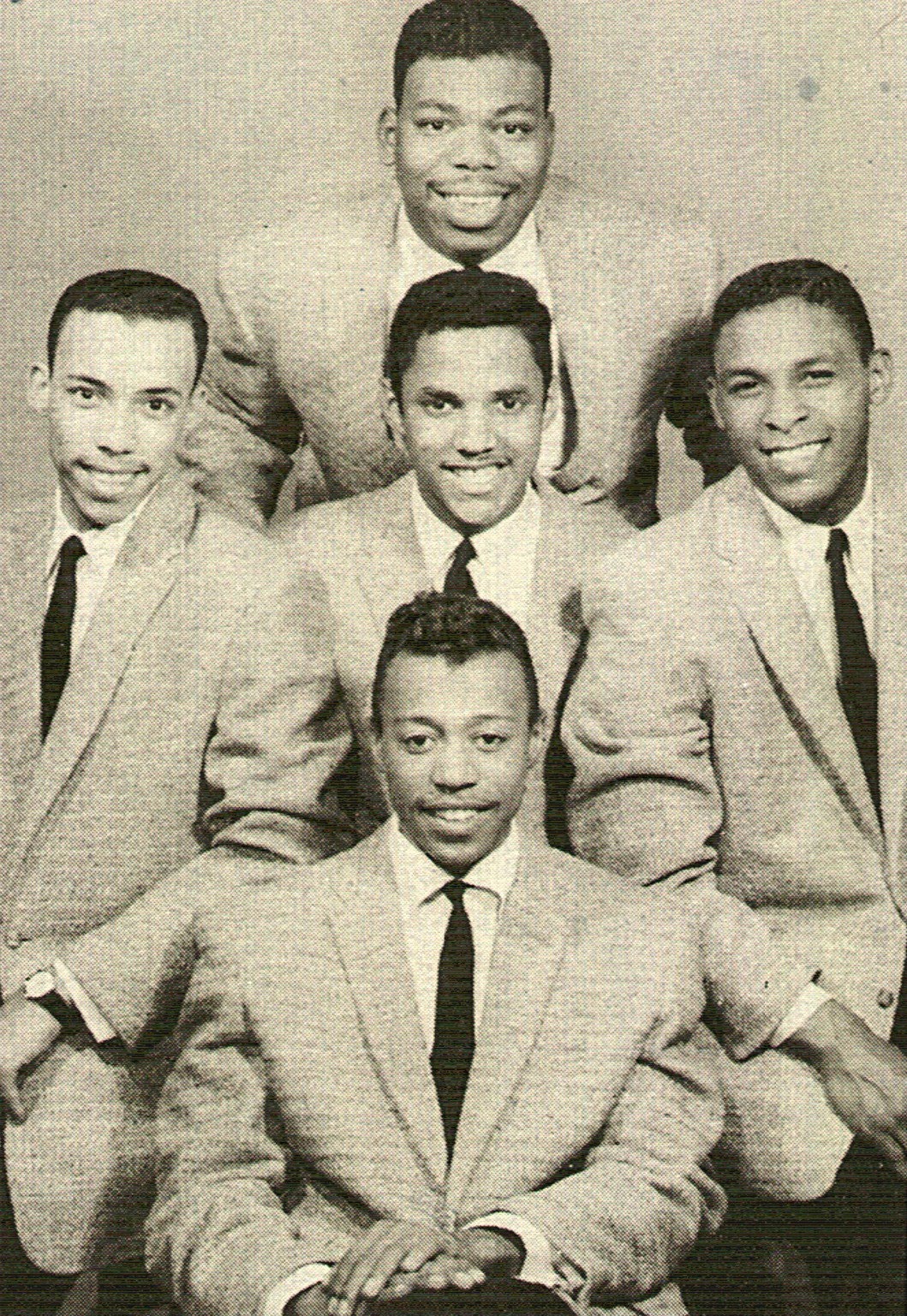 WHITE DOO-WOP COLLECTOR: THE FI-TONES(featuring Vic Donna)_My Life is ...