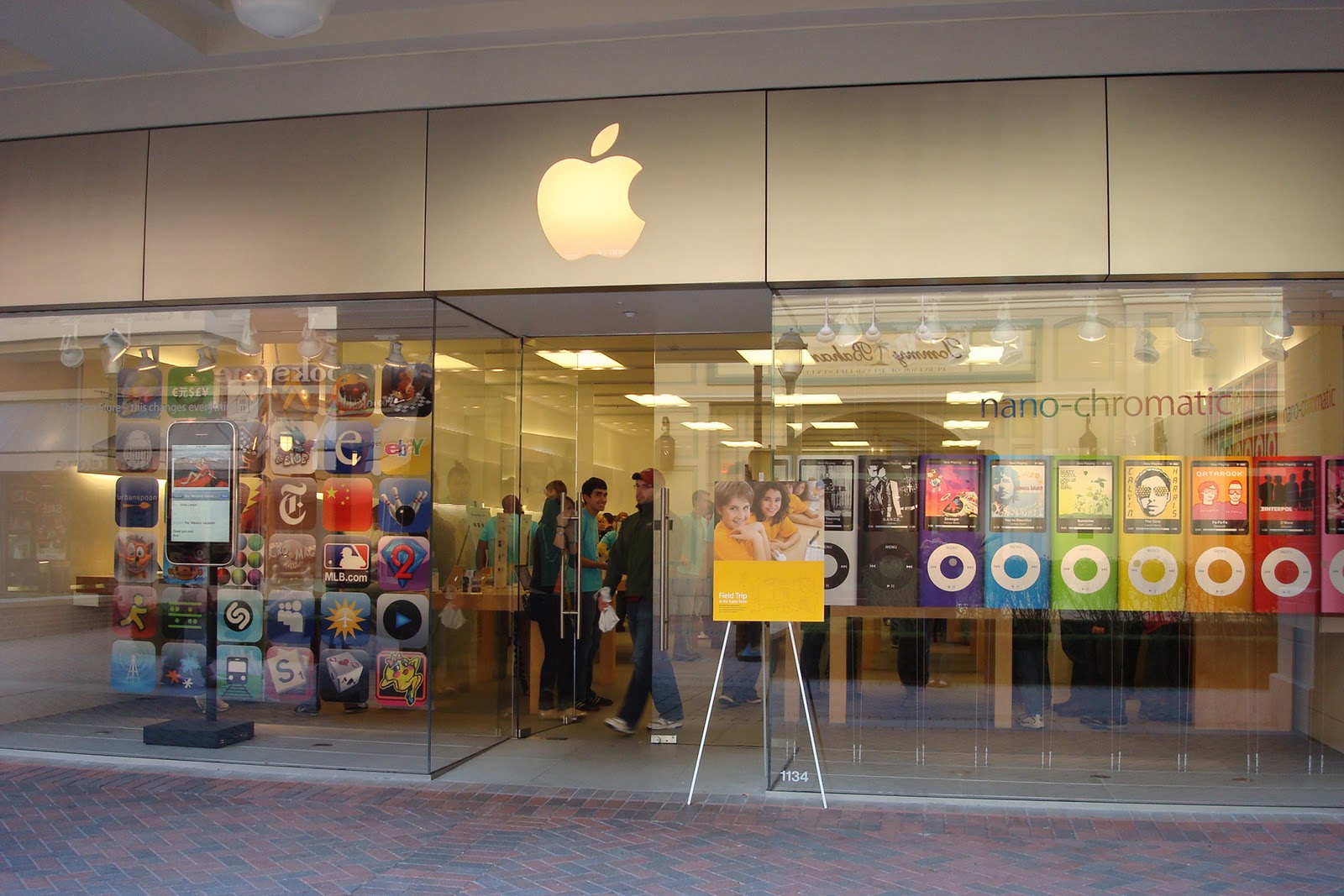 LightingDesignReflections: Apple