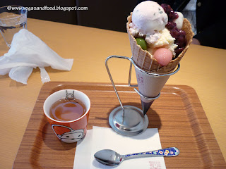 Joyfull and mimi usagi - Kochi, Japan - Vegas and Food