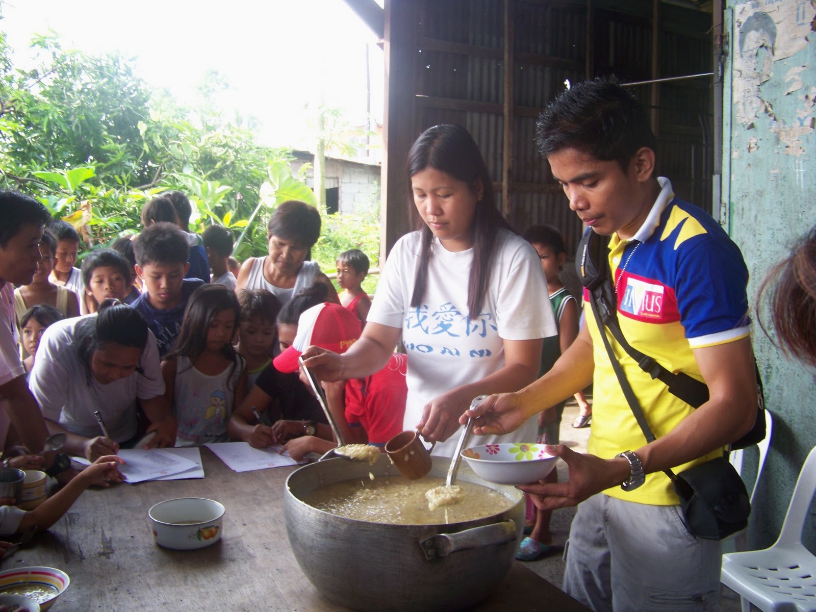 SMARTGUY Tambayan: Mass Feeding in Medicion, Imus, Cavite