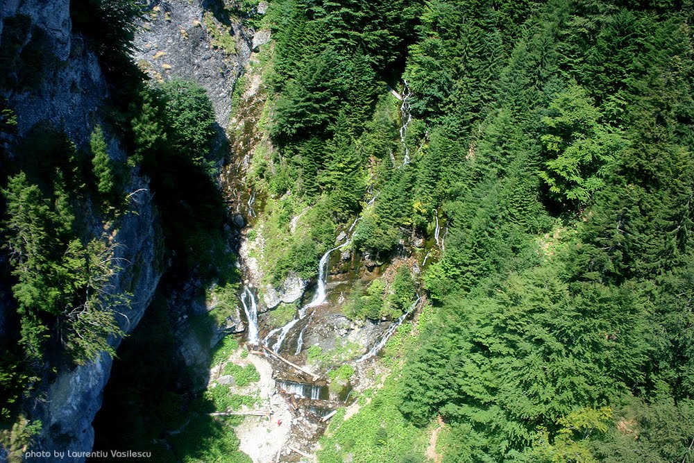 Cascada Urlatoarea - Bucegi