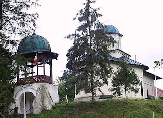 Mituri si Legende: Schitul Trivale-intre inovatie si mit