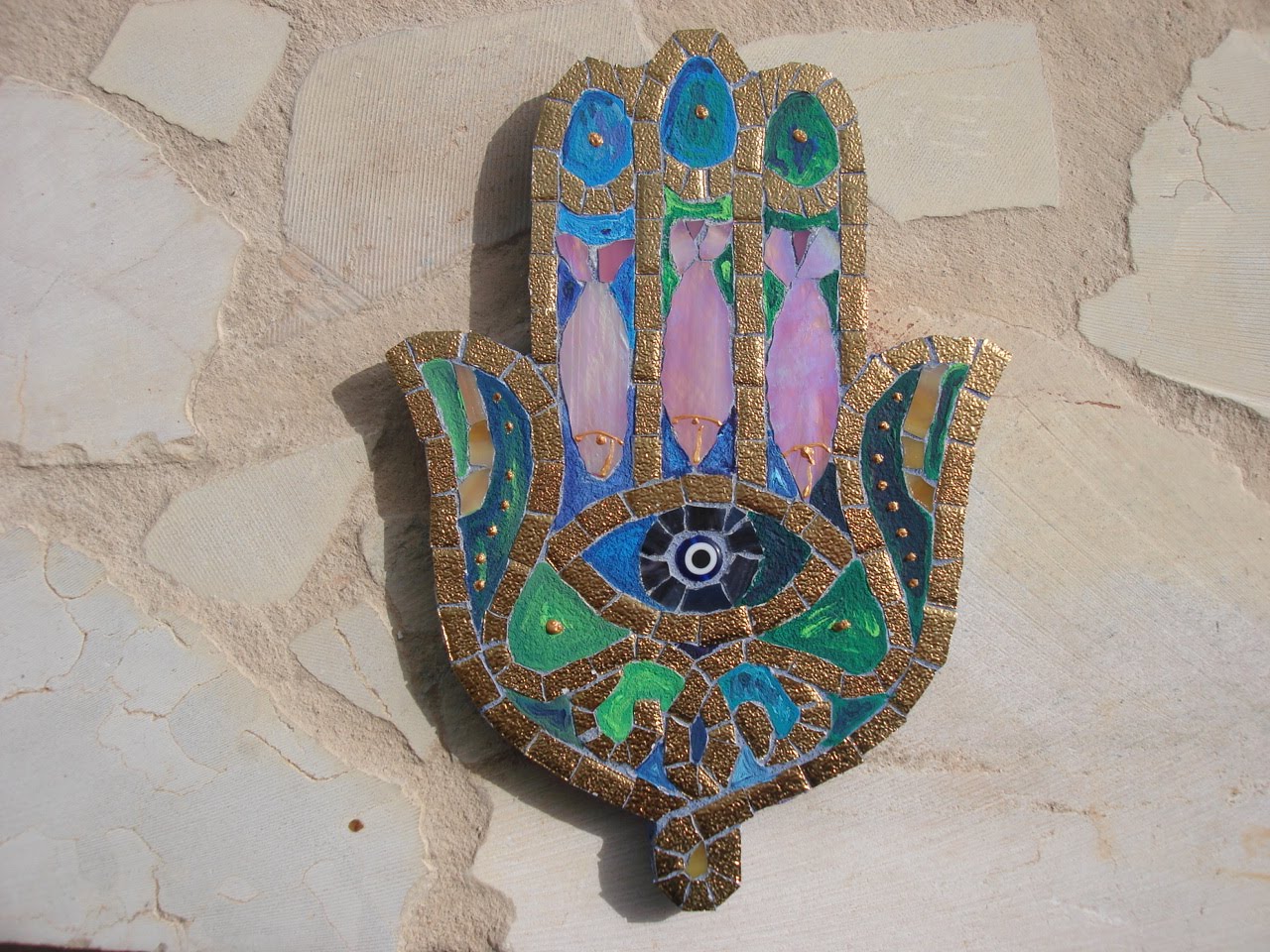 MOZALIZA Claude Feghali Mosaiste: main de fatima