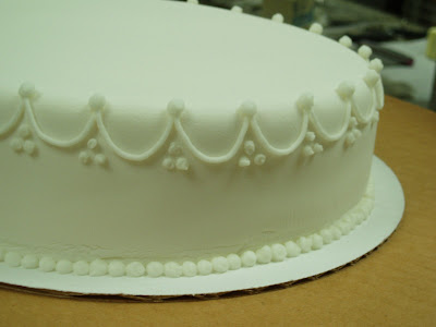 Les Entremets de la Gourmande: BPA 131: Coating cakes with fondant and ...