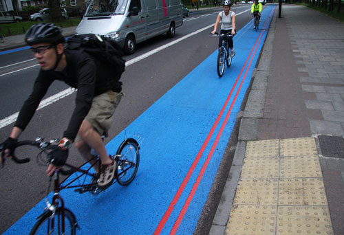 MILE END RESIDENTS' NEWS: Mile End Road to become Cycle Superhighway