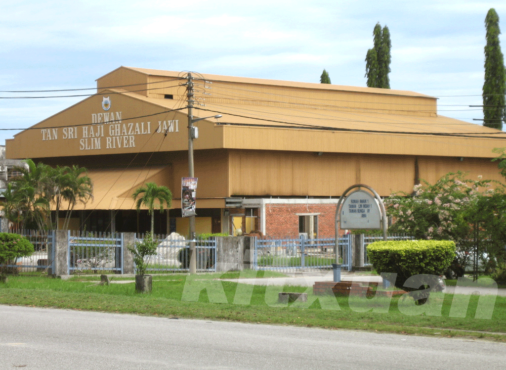 Slim River: Photo Gallery of Slim River