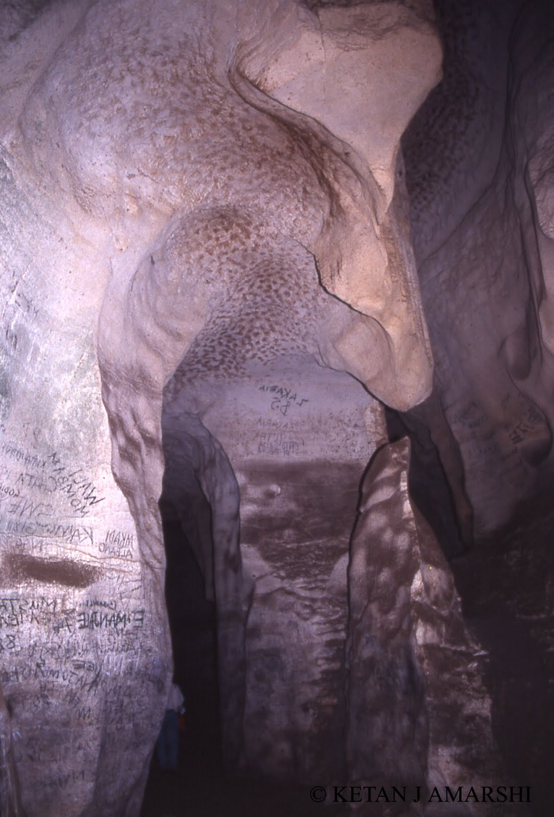WONDERLICIOUS TOUR AND TRAVEL: AMBONI CAVES/DEEP AND DARK ABODE OF ...