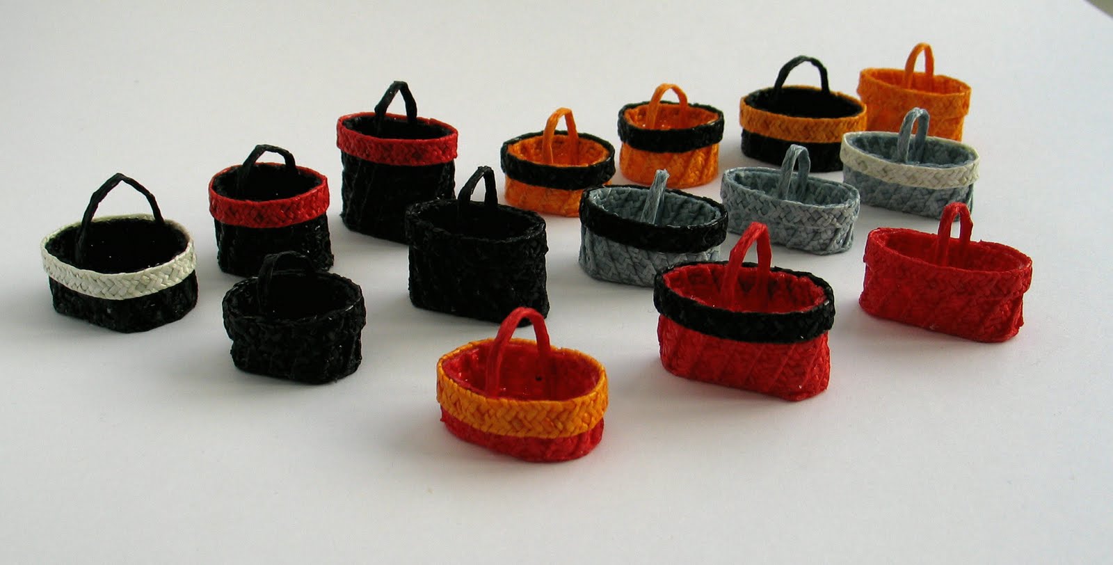 Peppercorn Minis: Witch baskets