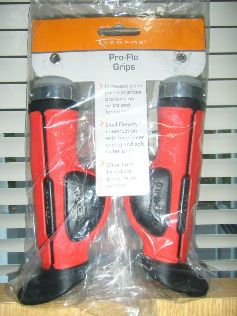 え？日記: Serfas製PRO FLO LockOn GRIPを購入＠amazon