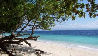 Ambon Manise: Wisata Pantai Kota Ambon