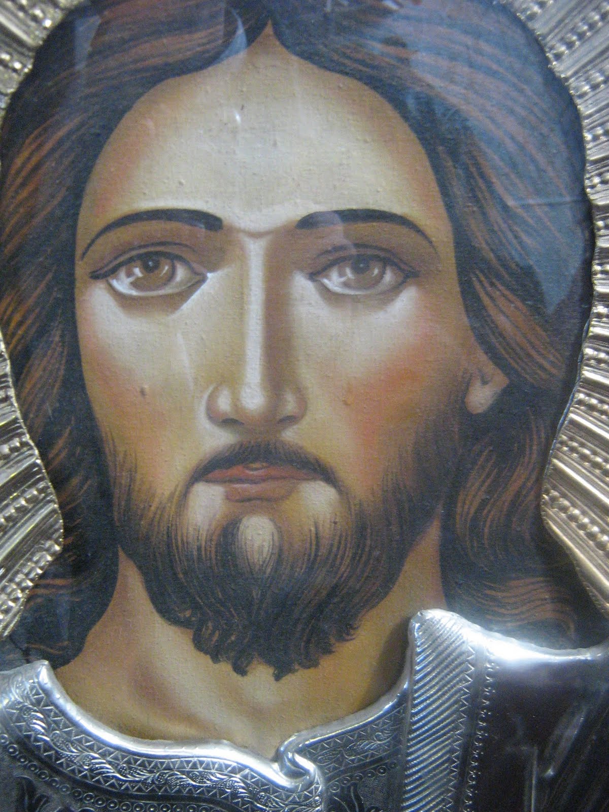 Teofilact Icoane: Poze icoane care plang-Iasi Sf.Nectarie