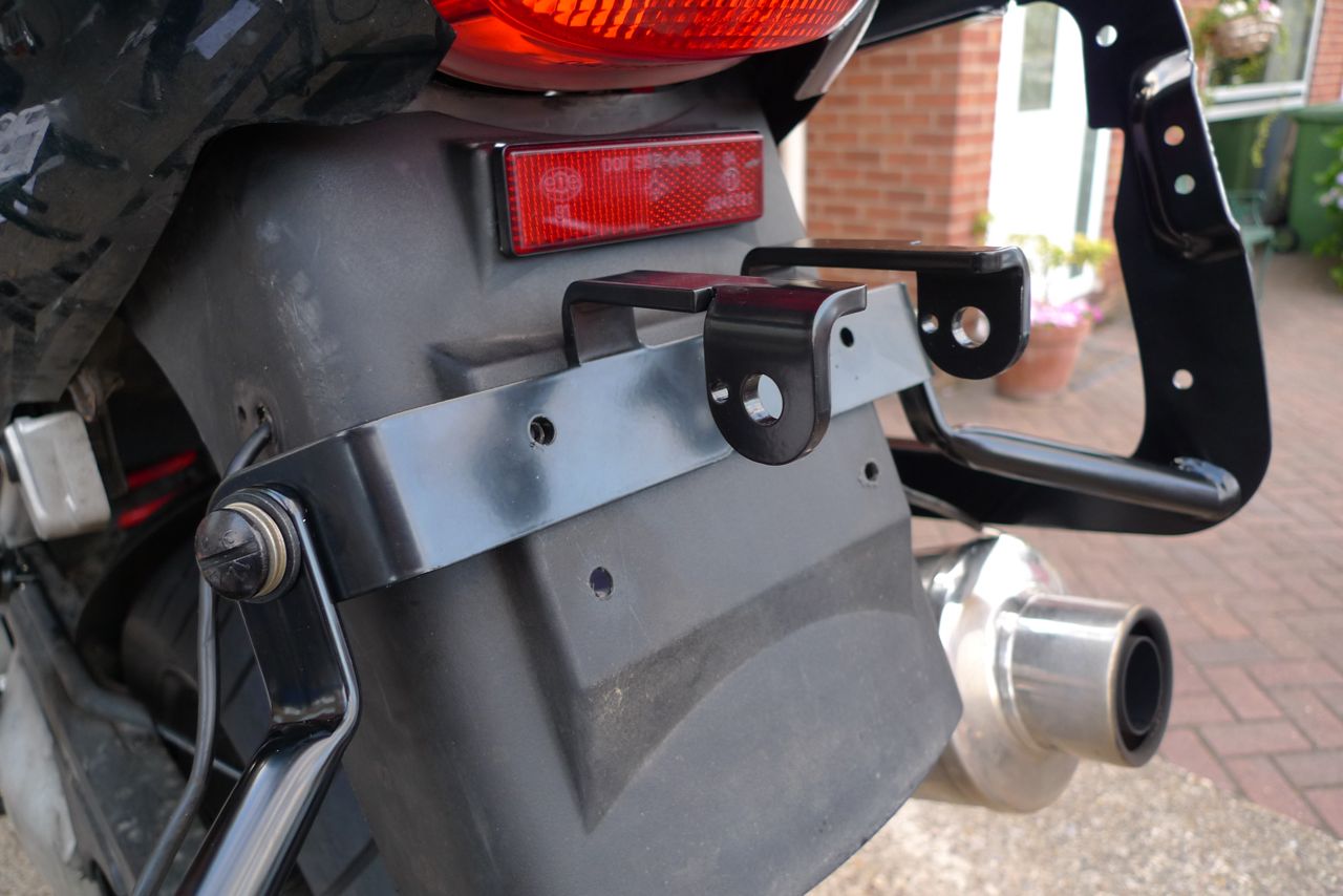 Semi-metallic Disc Pads Organic Brake Pads For Triumph Sprint ST 955i ...