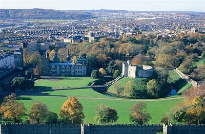 O MEU LADO SOLAR...nova etapa!: O Castelo de Cardiff