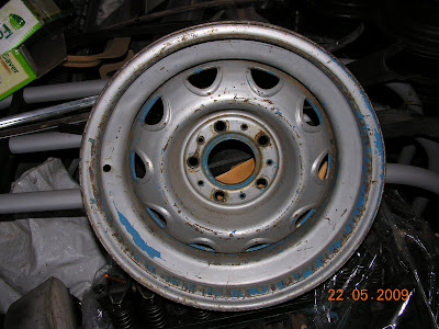 Krisiesmopes Mopar Stuff: 15X7 Rallye Wheels 1970 (69-70 date codes)
