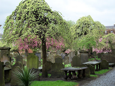 Stravaigin Aboot ... and Misbehavering: Stravaigin aboot Dundee