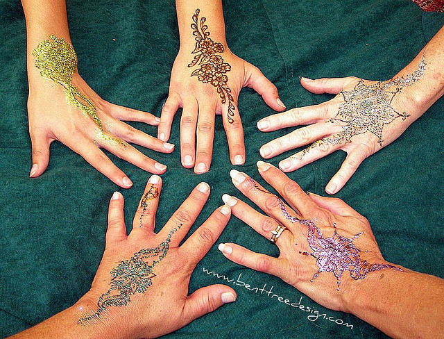 Multi Color Mehndi Designs | New Mehndi Picture Collection ~ She9 ...