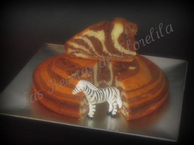 Florelila, recetas y aficiones....by Toñi Navarro: BIZCOCHO ZEBRA