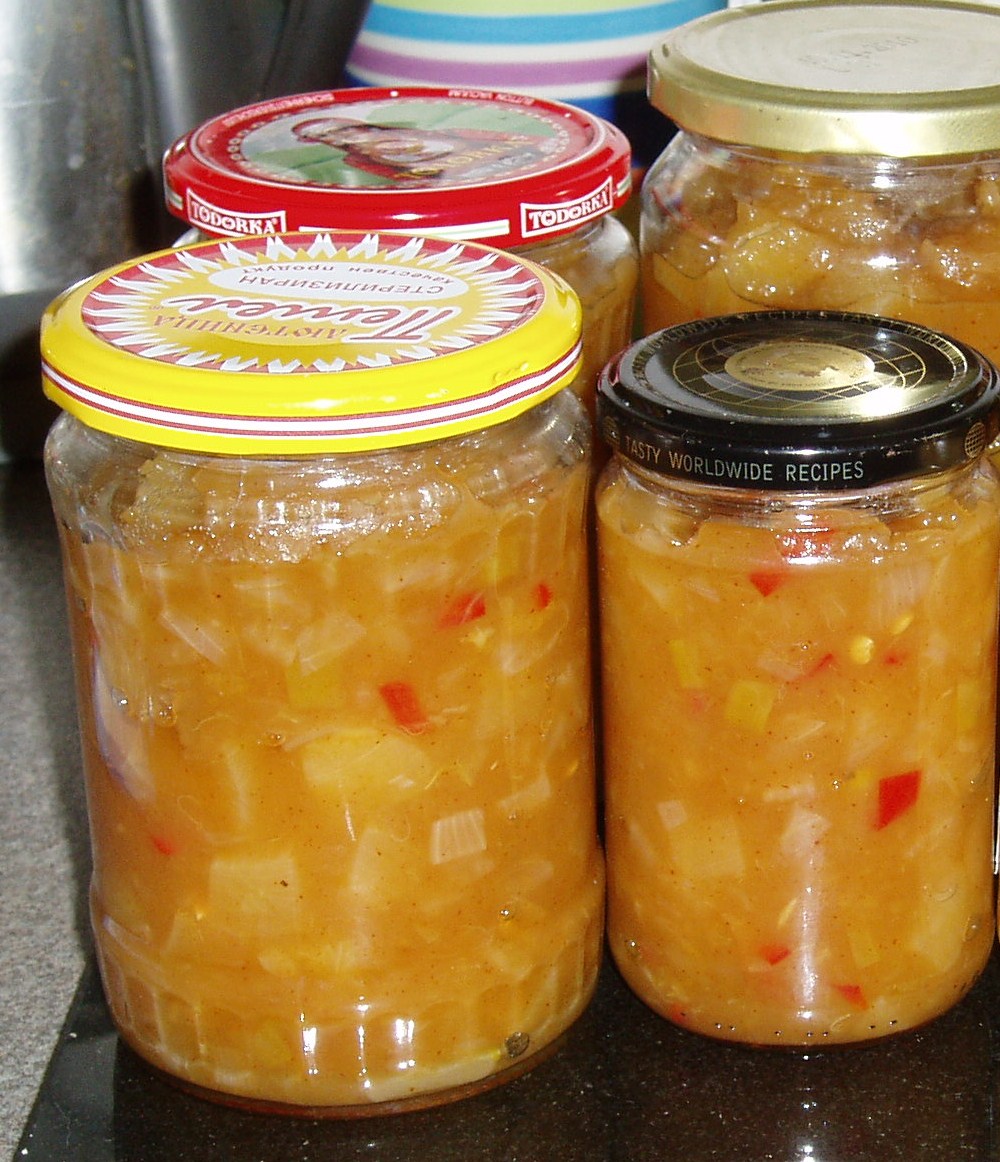 Bulgarian Village Recipe's: Courgette, Marrow, Cucumber & Apple Chutney ...