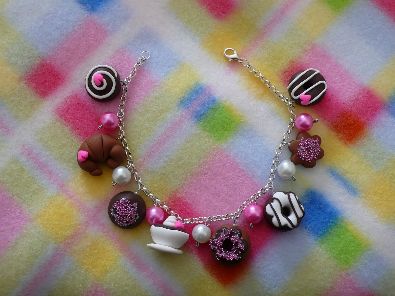 Rainbow in the Dark: cute fimo -pannolenci/felt