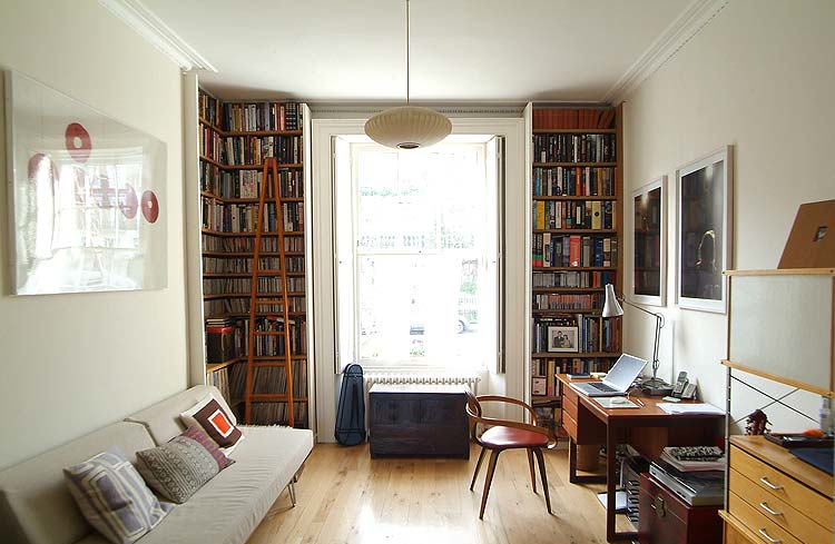 Maddie's Place: Desks/Workspaces | conundrum